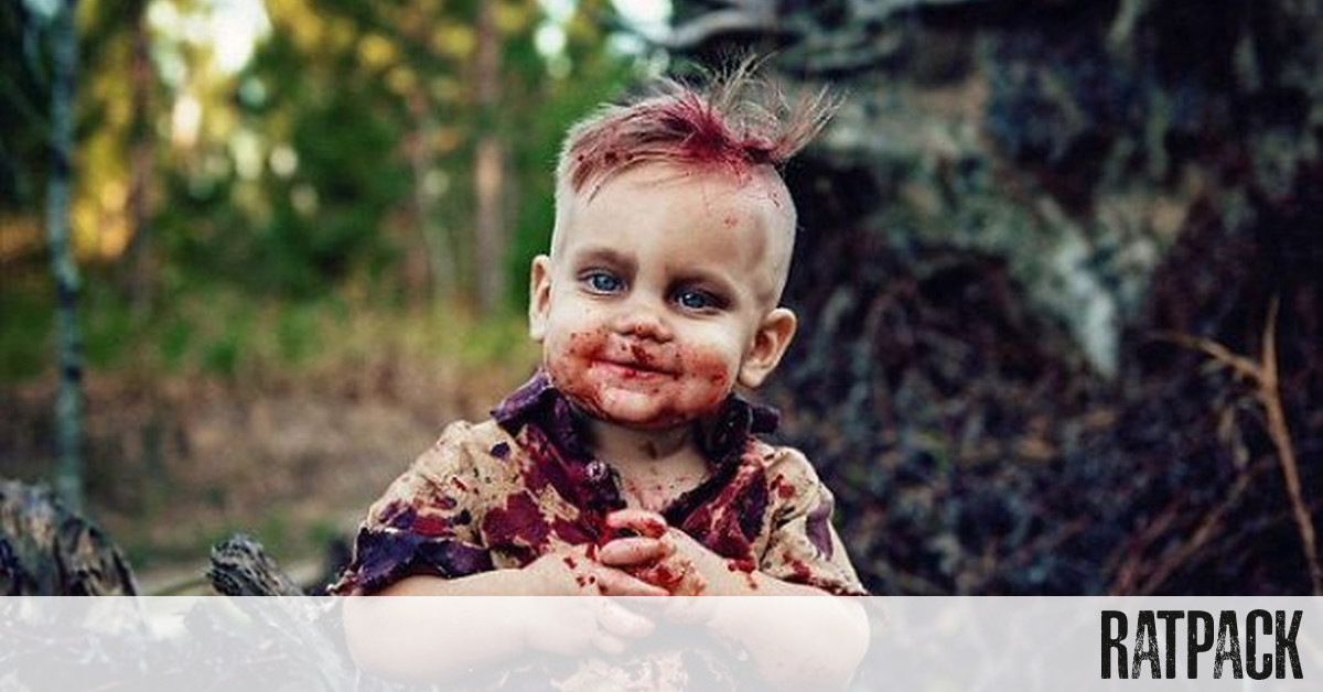 Μια μητέρα έστησε φωτογράφηση στον γιο της α λα Carl από Walking Dead - RatPack.gr