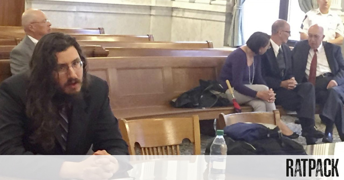 30χρονος αδερφός ΑΡΝΕΙΤΑΙ να φύγει από το πατρικό και οι γονείς του τον ...