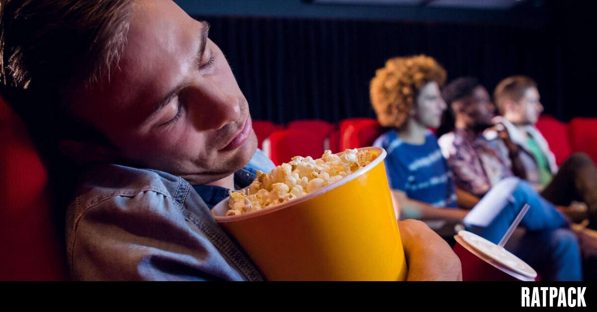 Είναι δυνατόν να μην σε πάρει ο ύπνος όταν βλέπεις ταινία στον καναπέ; - RatPack.gr