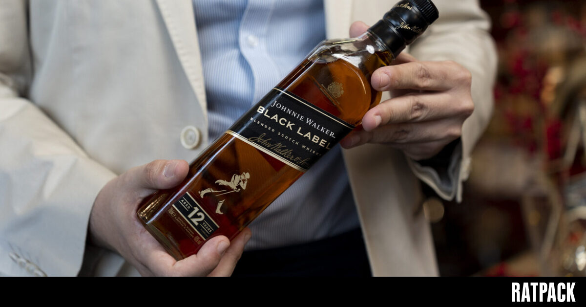 Και οι φετινές γιορτές έχουν άρωμα και γεύση Johnnie Walker Black Label - Ratpack.gr