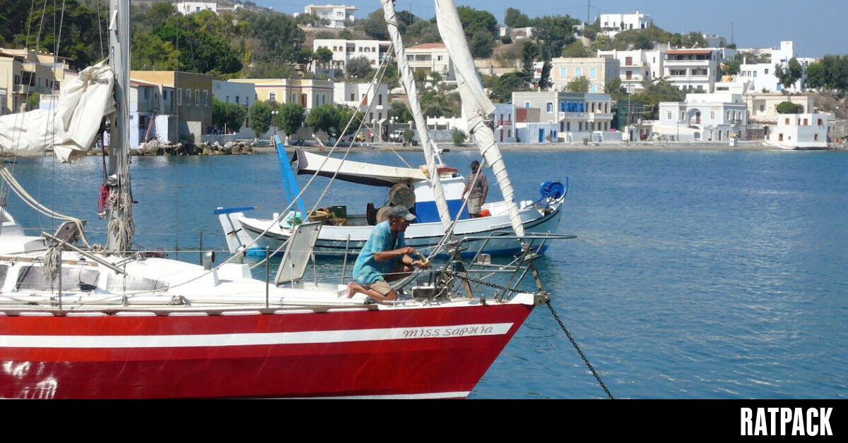 Λέρος: Το νησί που σιγά σιγά μπαίνει στο «ραντάρ» και δεν θέλεις να το ...