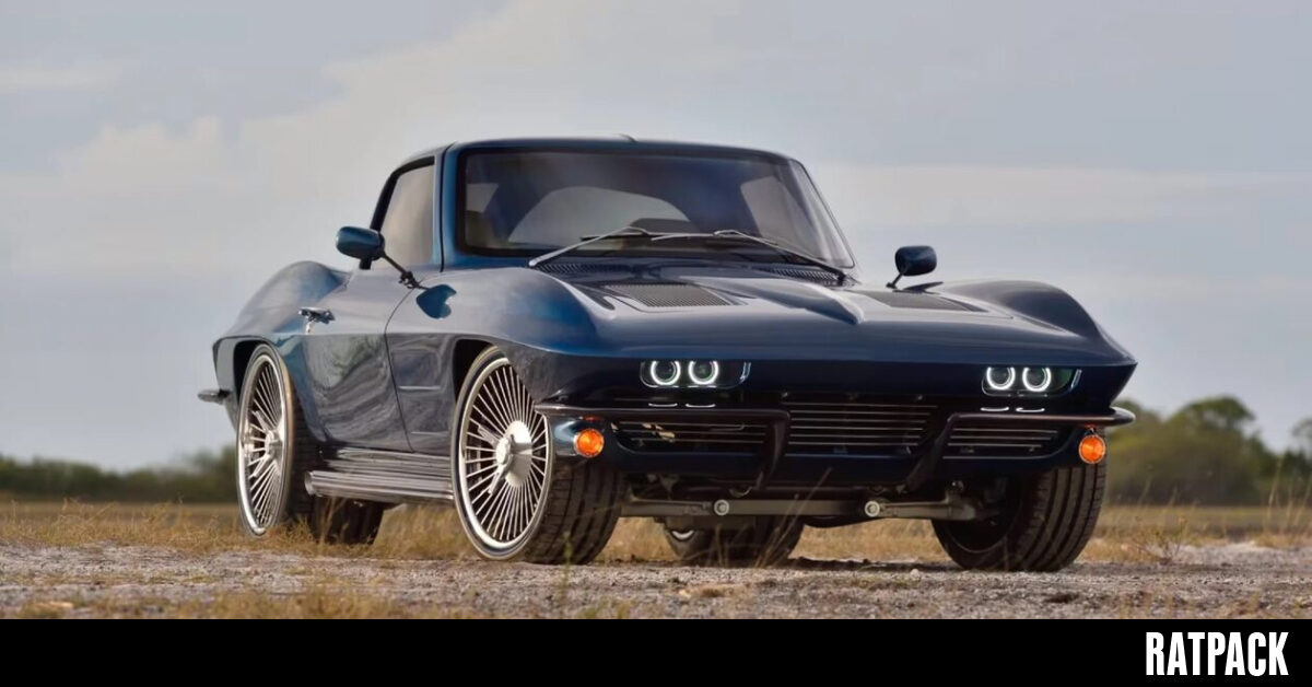 Για το τιμόνι της σπάνιας Corvette του 1963 θα "σφαχτούν" πλούσια ...